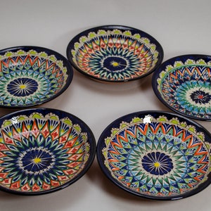 Elegant Uzbek Ceramic Plate With Hand-painted Traditional Patterns ...