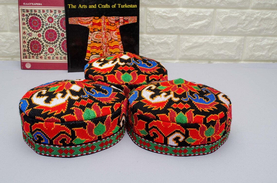 Traditional Uzbekistan kufi hat Doppi for choose Muslims | Etsy