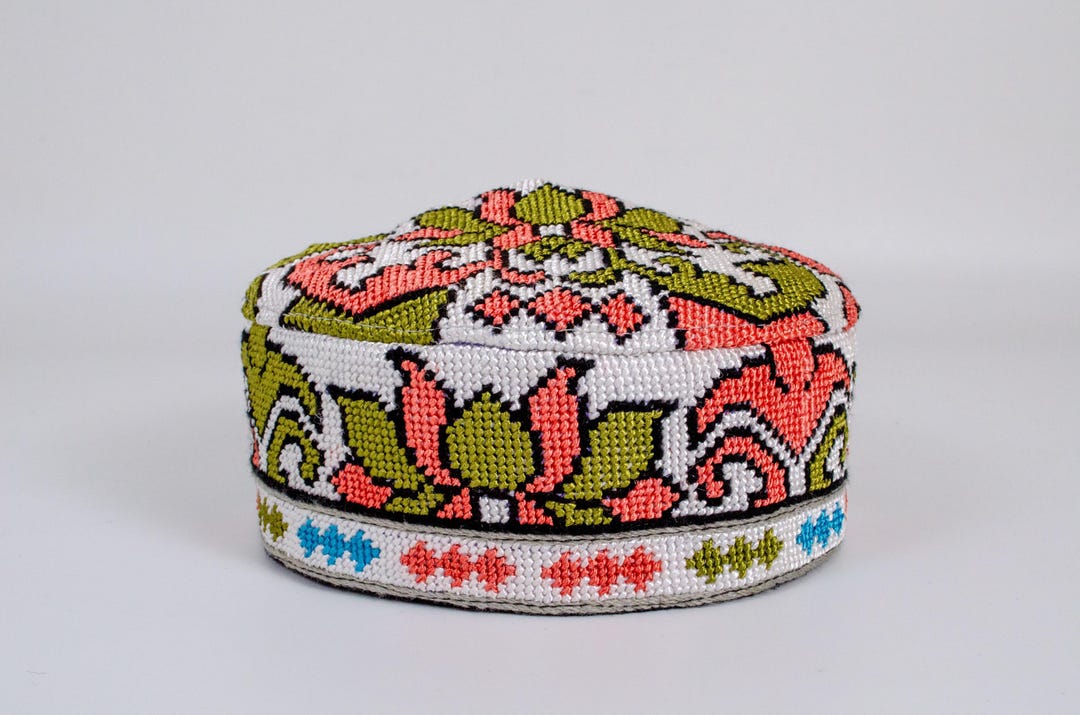23,2 Uzbek Kufi Cap Authentic Uzbek Doppi Traditional Hand-embroidered ...