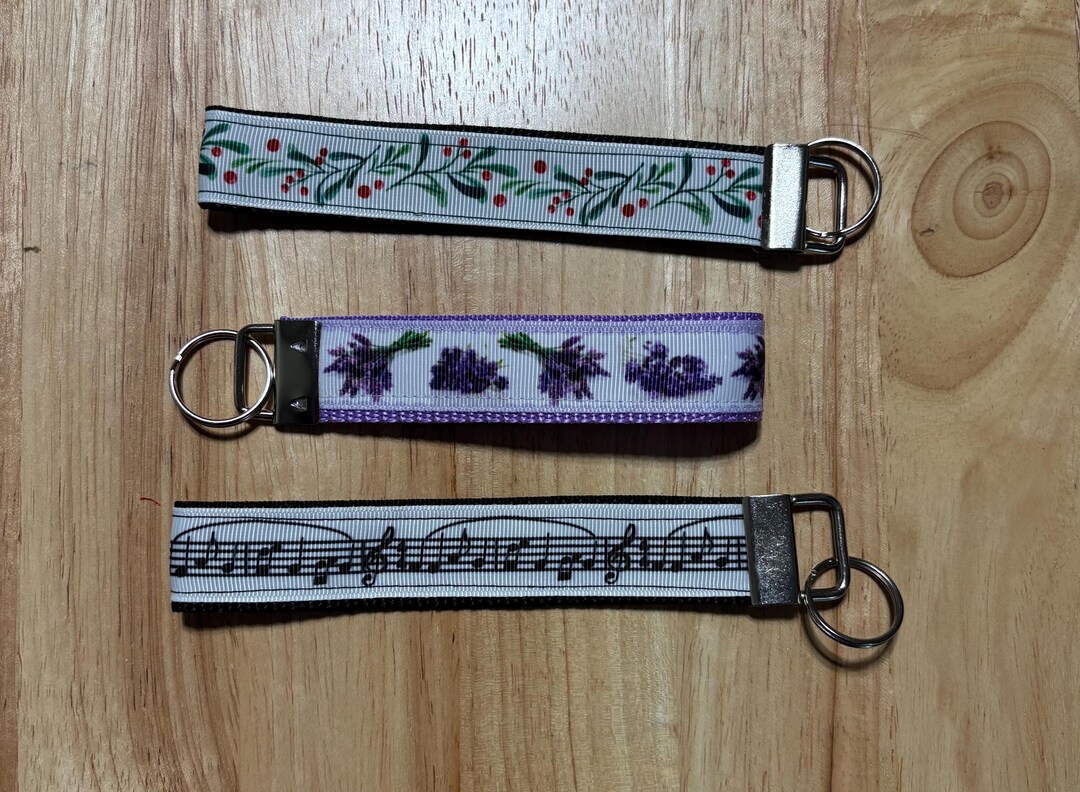 Music Notes Holly Berries Lavender Wristlets Keychains Key Fobs - Etsy