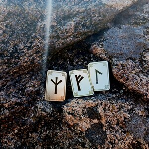 Bronze Runic Set, 25 Pcs With Velvet Pouch | Metal Runes Elder Futhark ...