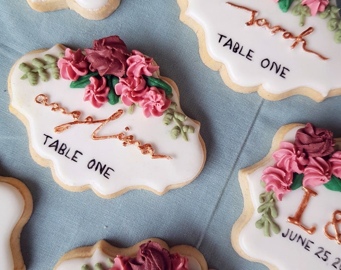Customised Wedding Favour Biscuits, Personalised Wedding Guest Gifts ...