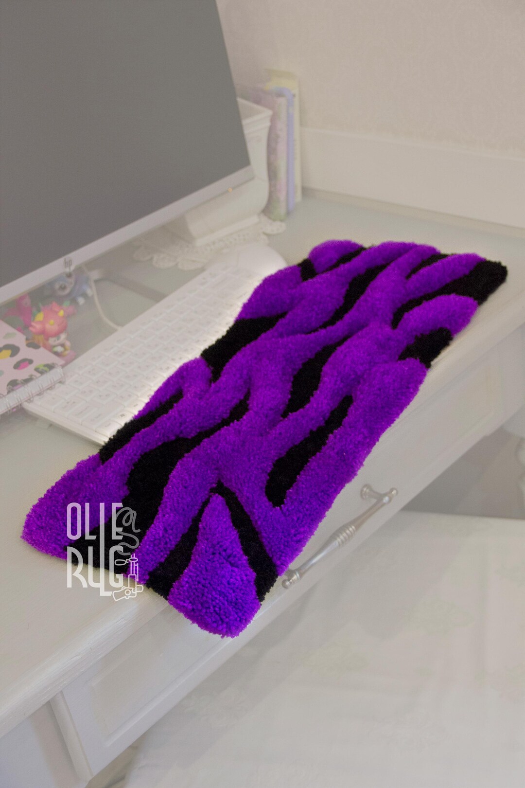 FNAF Roxanne Wolf Desk Mat - Gamer Tufted Rug - Roxy Wolf Keyboard Pad ...