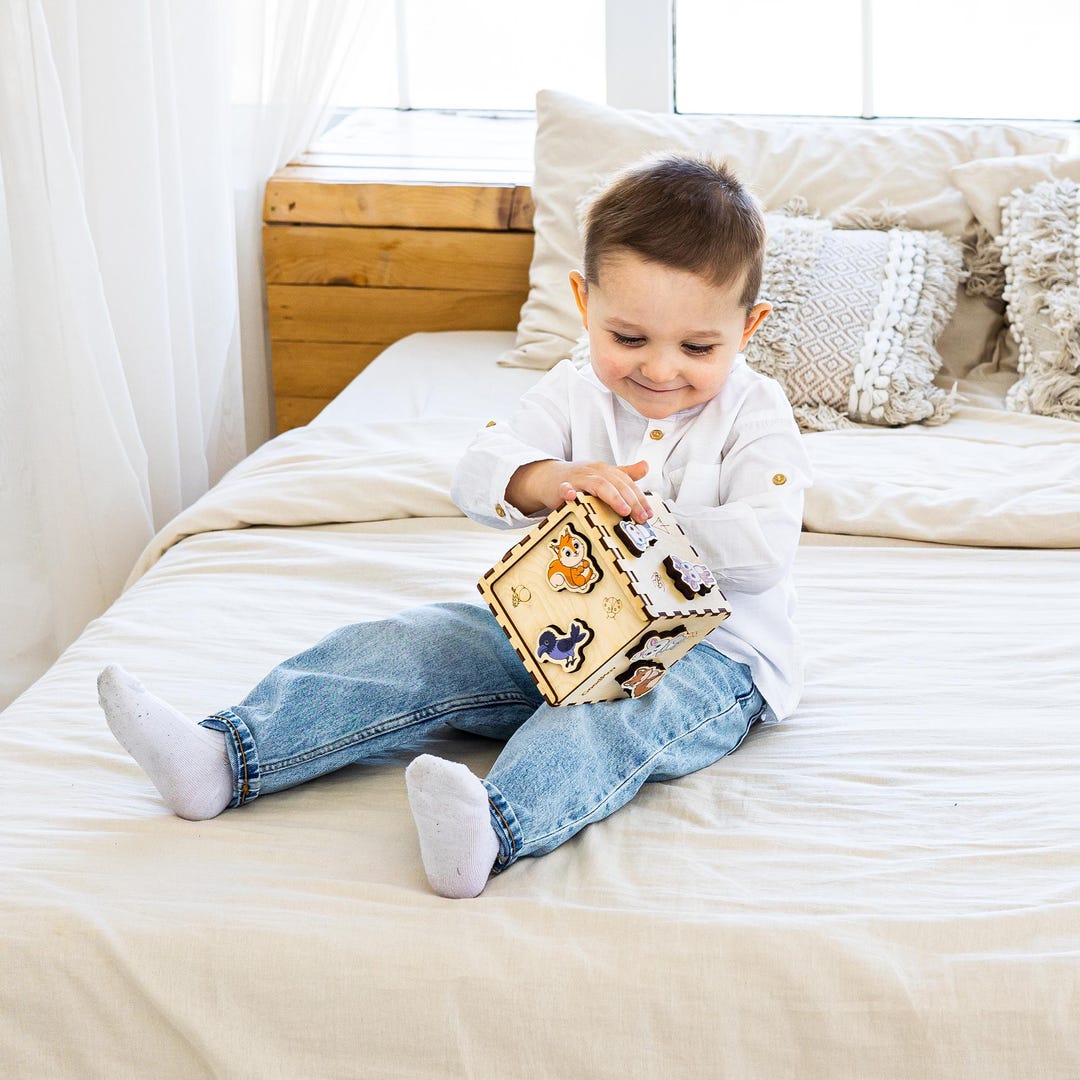 Woodland Colorful Sorting Cube - Montessori Educational Forest Animals ...