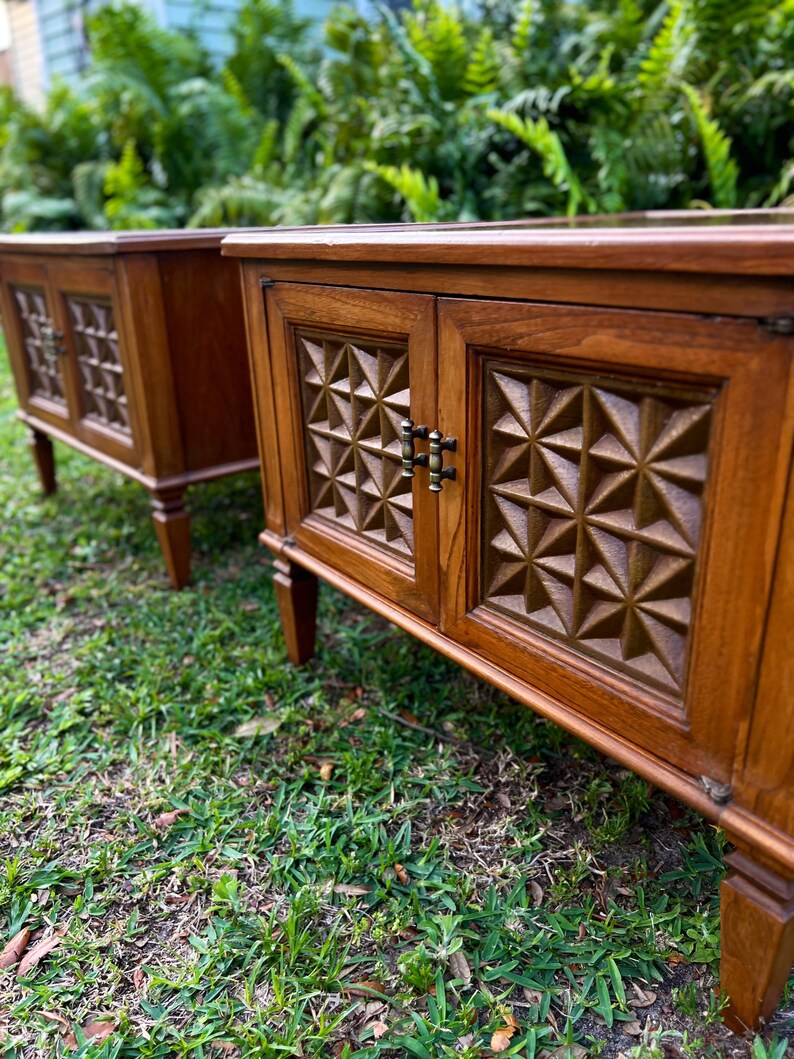 Pair of Solid Square Cube Shaped Wood End/ Side Tables With a Beautiful ...