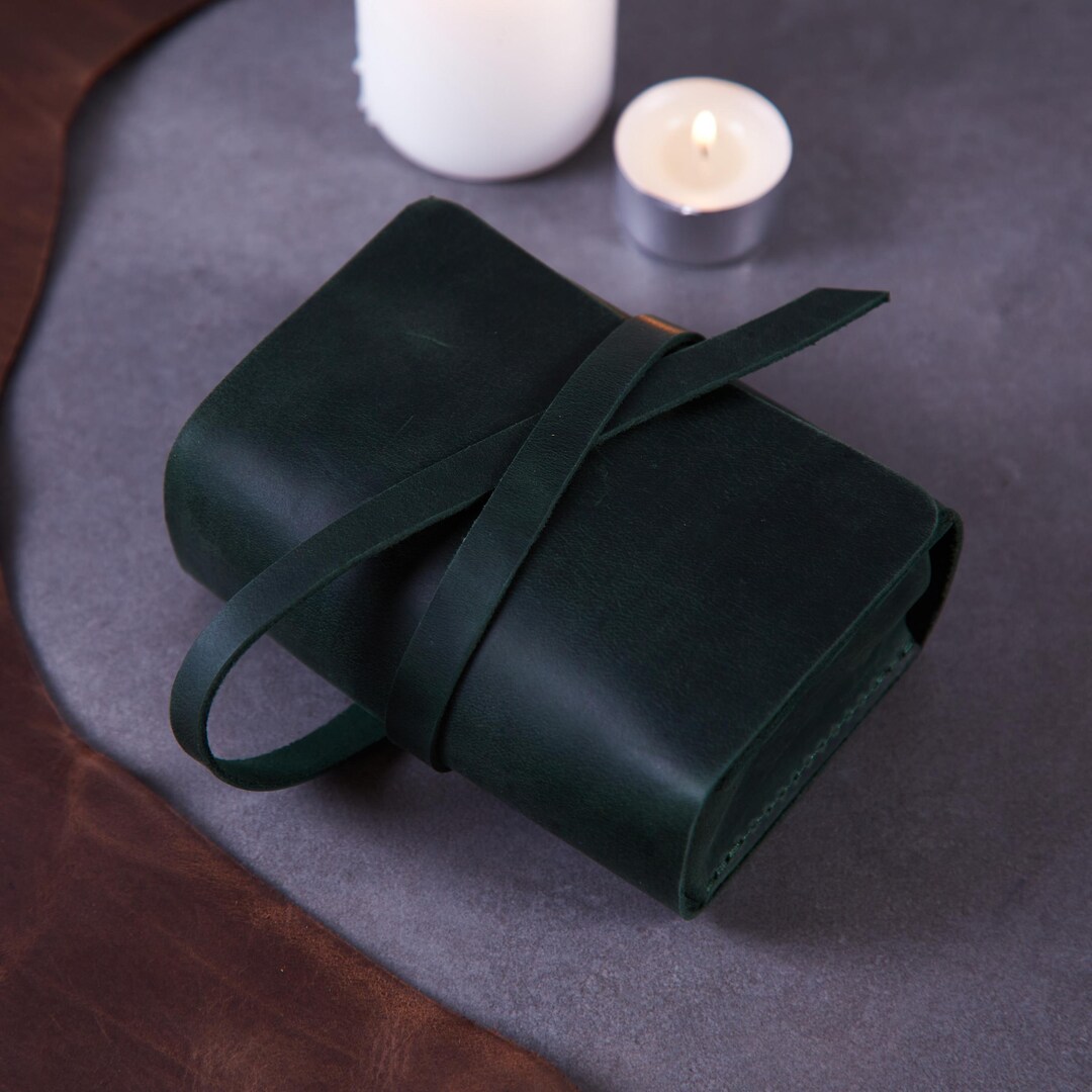 Leather Tarot Card Case : Handmade Tarot Deck Holder - Minimalist ...