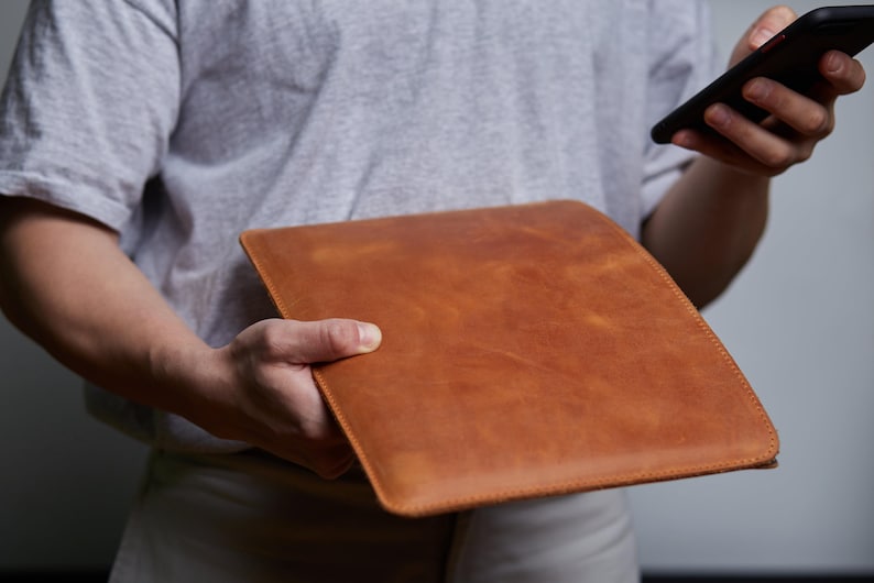 Crazy Horse Leather Sleeve for Surface Pro/laptop: Custom Embossed ...