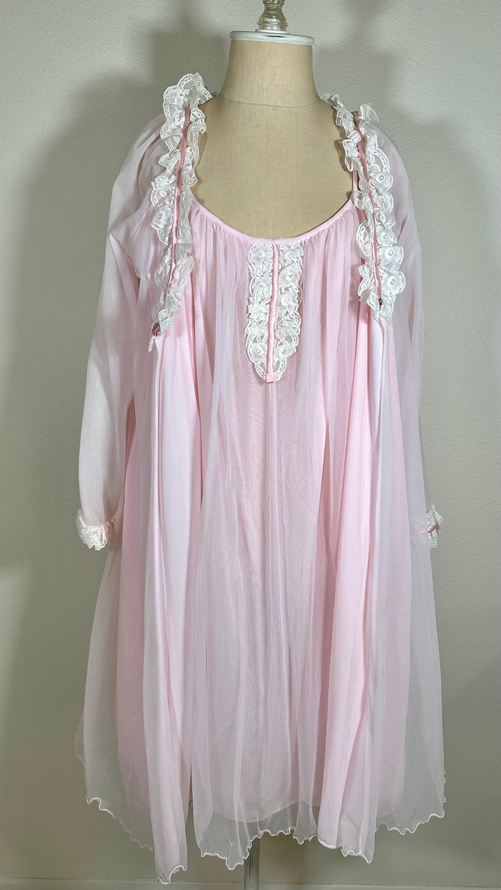 Vintage Baby Pink Peignoir 2 Piece Set by Intime California - Etsy