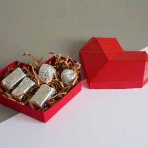 Papercraft Heart Shaped Gift Box Pattern, PDF Digital Tamplate, DIY ...