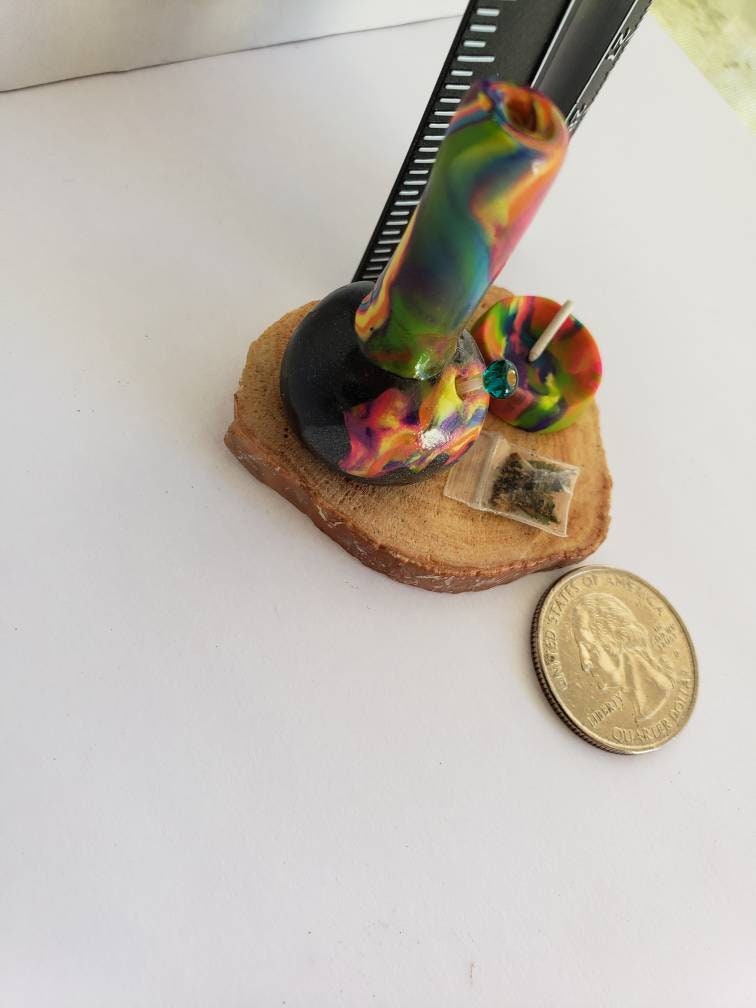 Tiny Realistic Bong Lighter Water Pipe Diorama, Alter Trinket ...