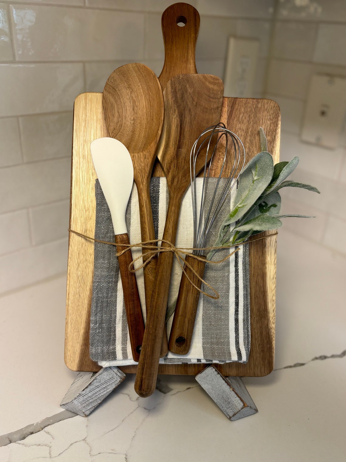 Acacia Wood Cutting Board Gift Set: Kitchen Utensils, Linen Towel - Etsy