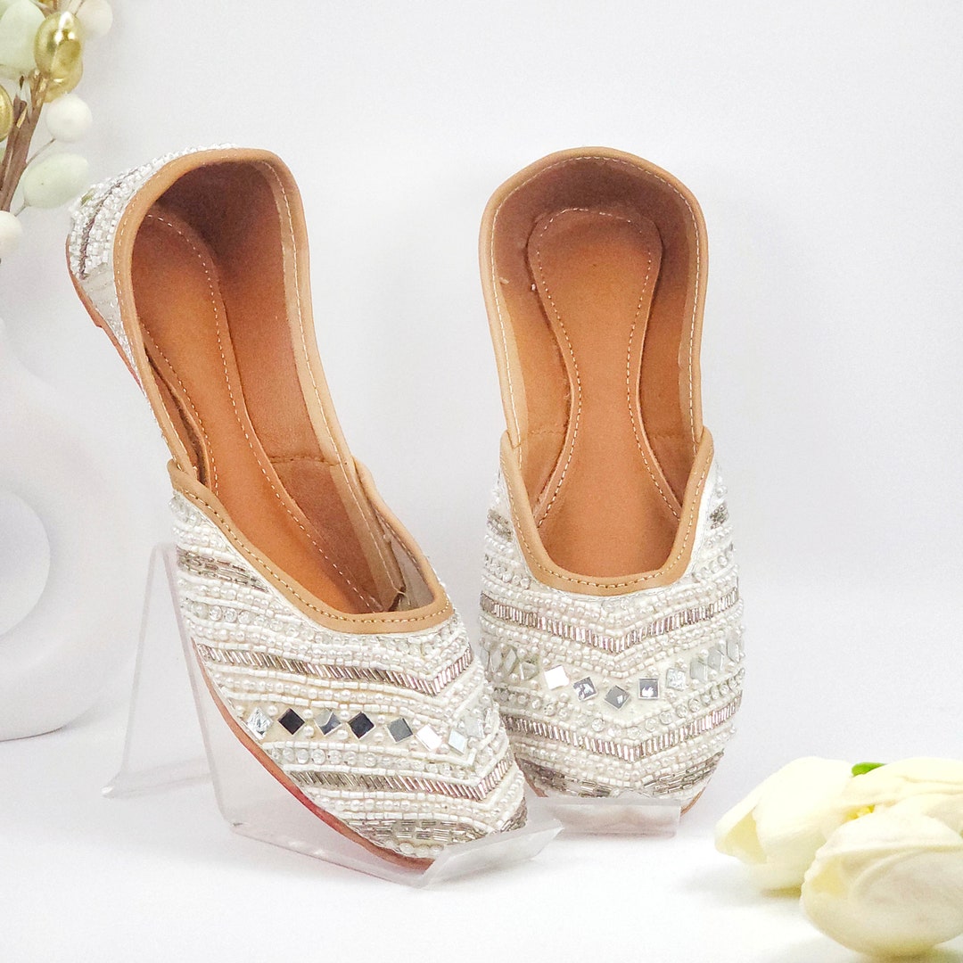Snowie - Handmade Womens White Embellished Jutti ,indian Pakistani ...