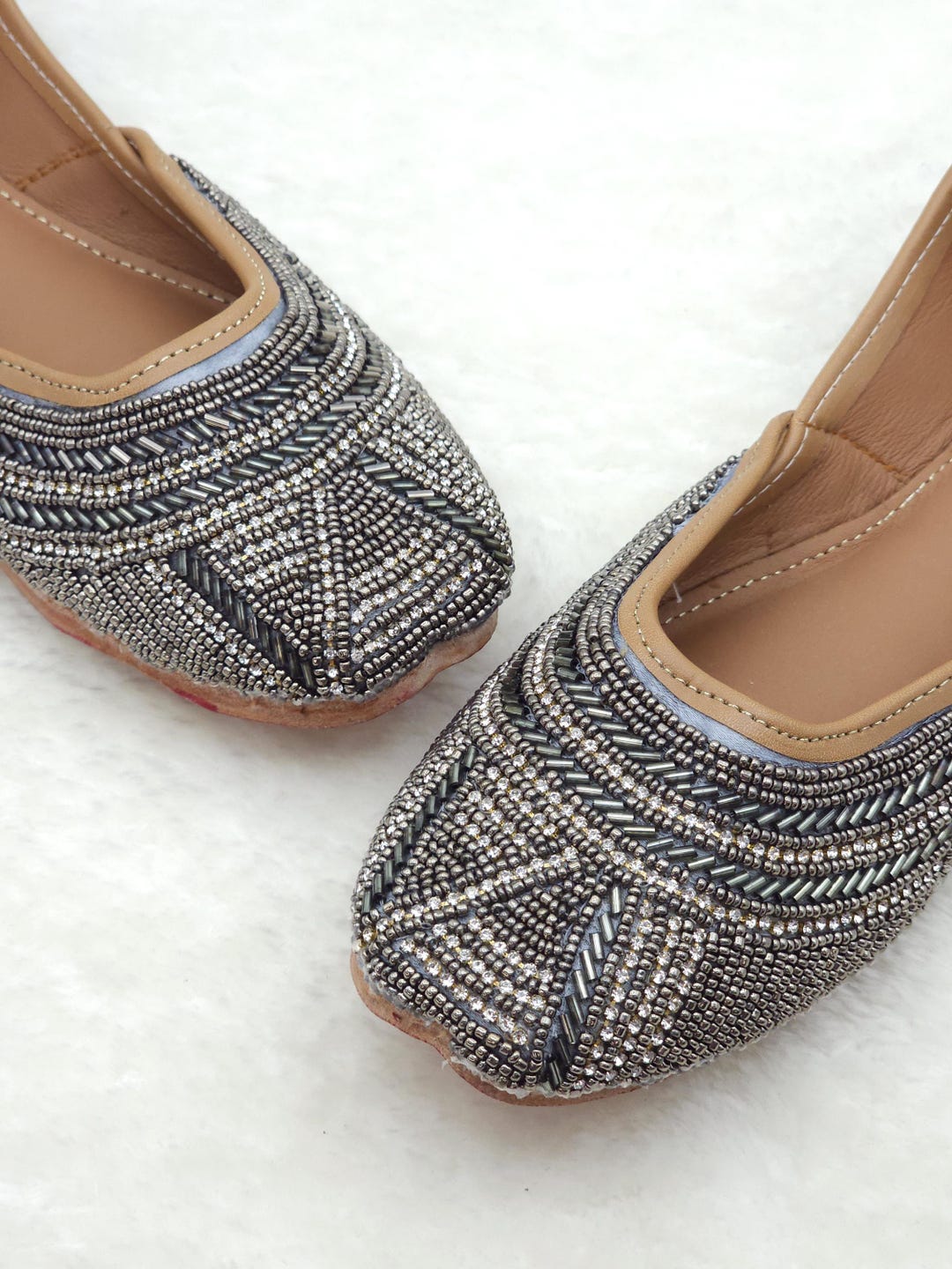 Sequin Khusa Sandal: Handmade Pakistani Jutti, Pearl Diamond Wedding ...