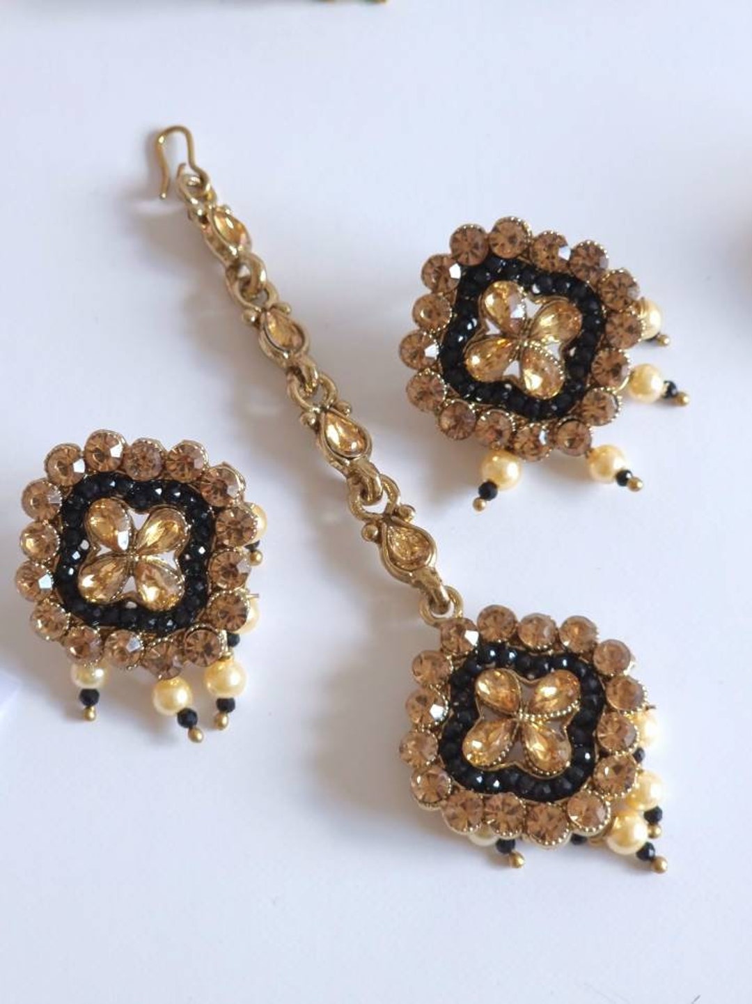 Polki Pearl Beaded Small MINNI Stud Earrings Tikka Set, Tikka Set ...