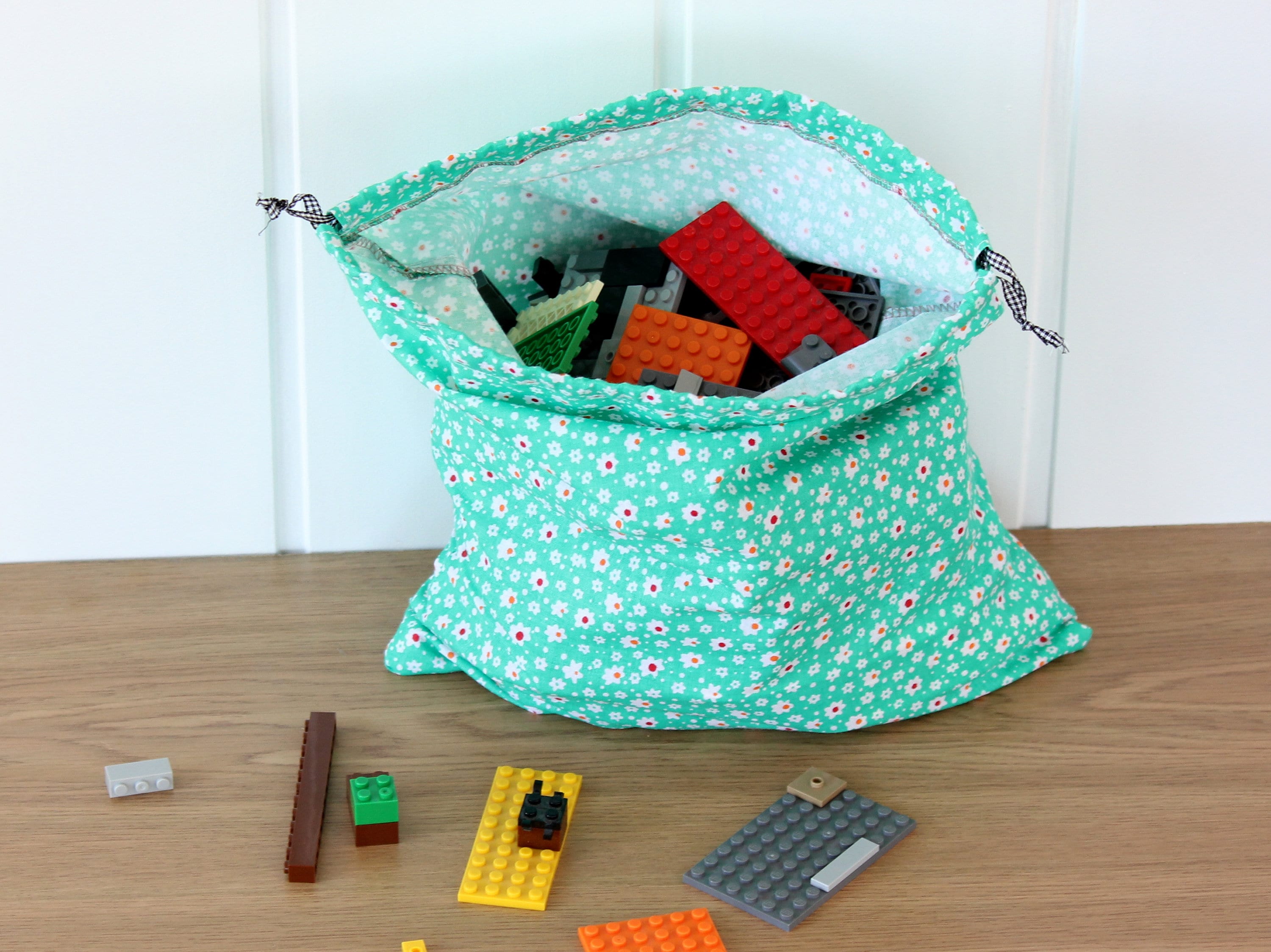 Simple Drawstring Bag Sewing Pattern, 5 Sizes, Easy Sewing Tutorial for ...