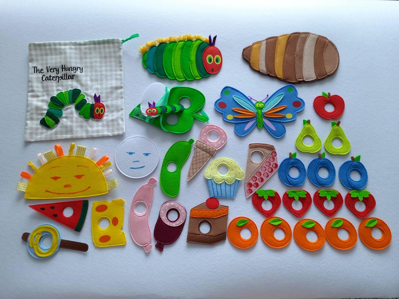 The Very Hungry Caterpillar Felt Story Set With Felt Food for Toddlers ...