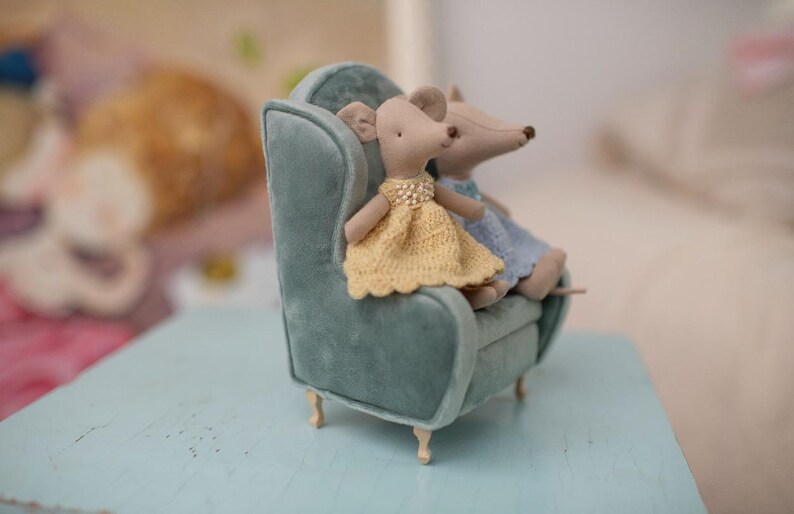 1:12 Scale Miniature Velvet Armchair, Maileg Mouse Dollhouse Furniture ...