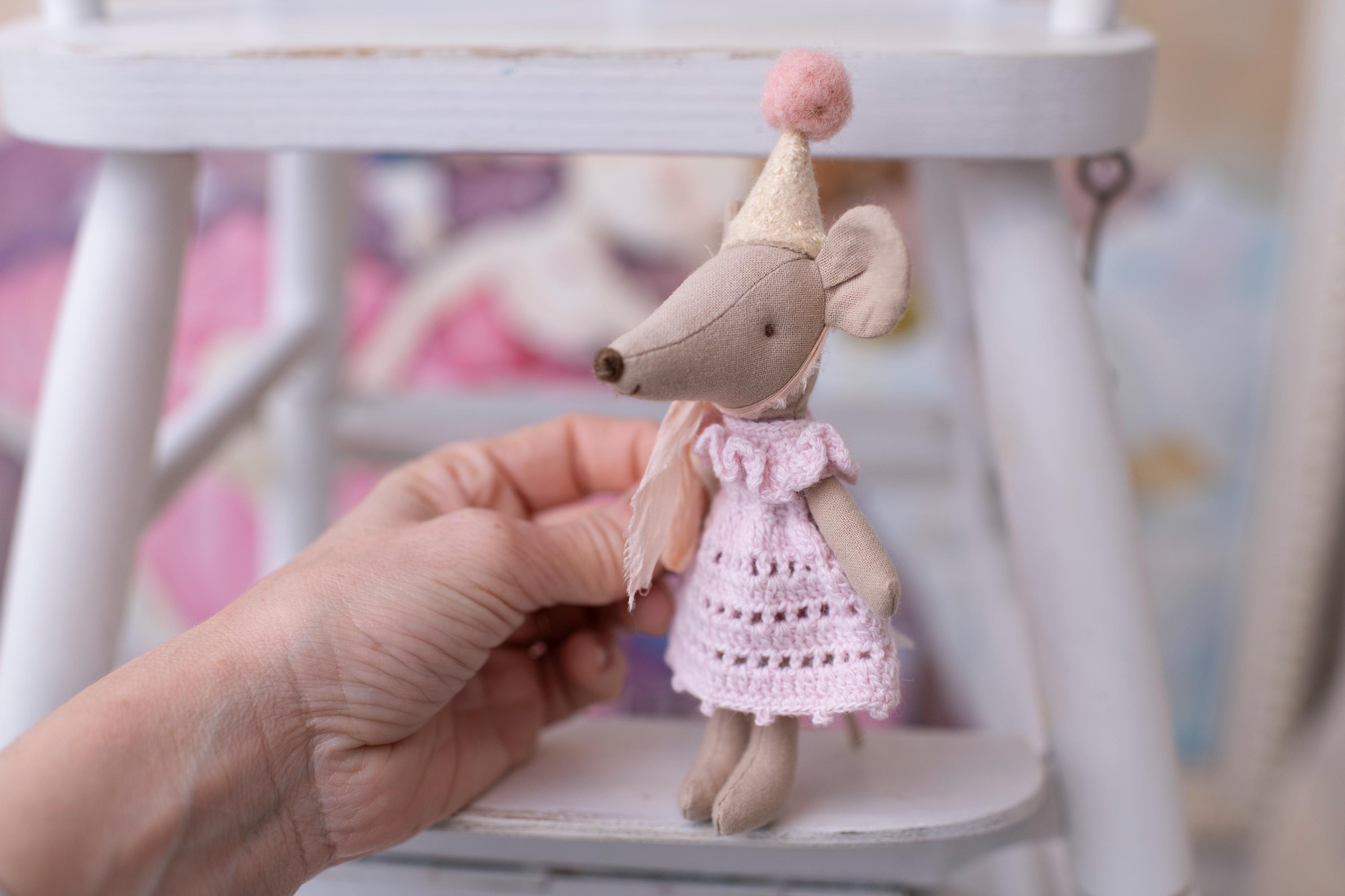 Maileg Big Sister Mouse Outfit: Hand-crocheted Merino Wool Dress & Felt ...