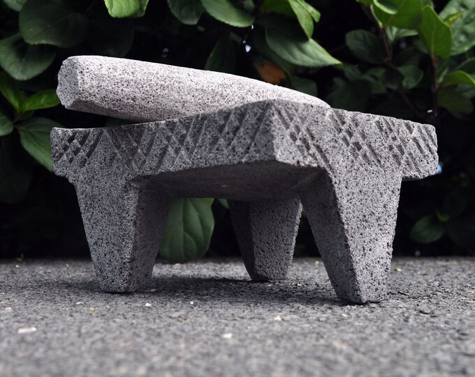 Small Mexican Metate Lava Rock With Metalpil 16.5 X 13.5 CM, Mexican ...
