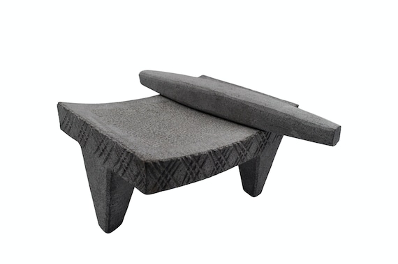 Métlatl Mexican Metate Made of Lava Rock With Metlapil 22x32 - Etsy