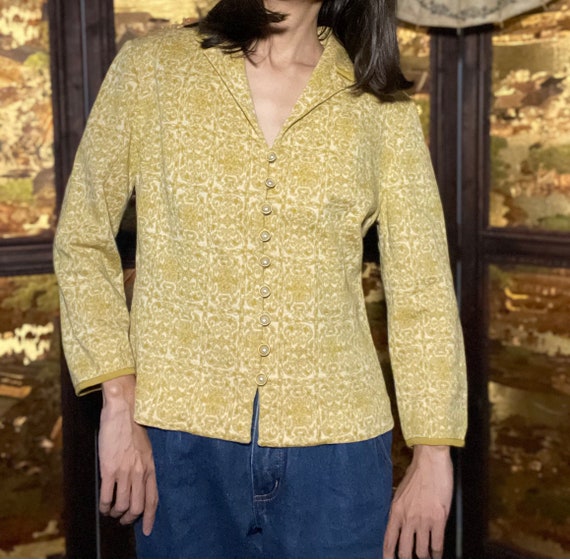 1970's vintage knit jacket /Yellow flowers on the hil… - Gem