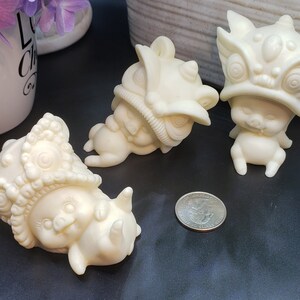 Little Pigs, Ivory Nut (fruit) Carving, Tagua Nut Carving - Etsy