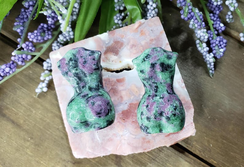 UV Reactive Ruby Zoisite Goddess Carvings, Female Goddess Body ...