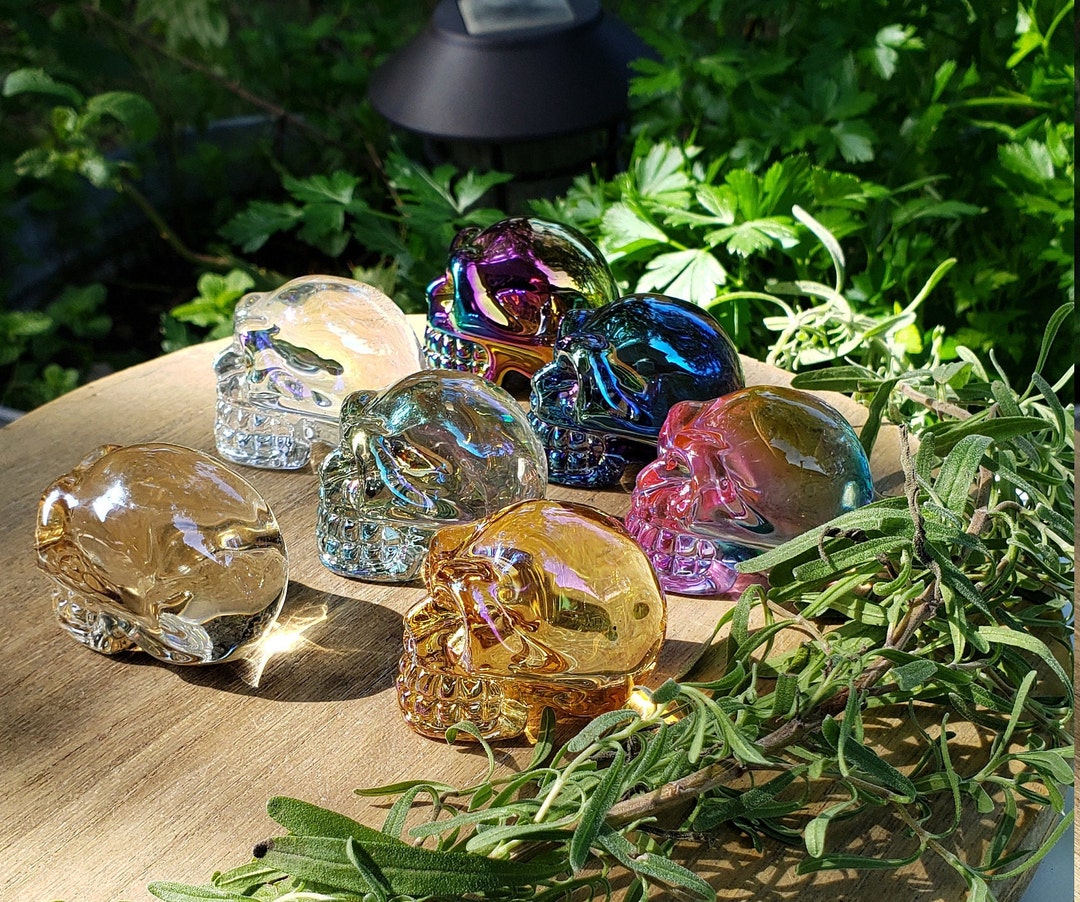 2 Aura Glass Skull, Color Shade Changing, Translucent Bright, Smelted ...
