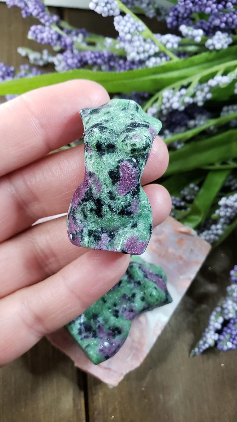 UV Reactive Ruby Zoisite Goddess Carvings, Female Goddess Body ...