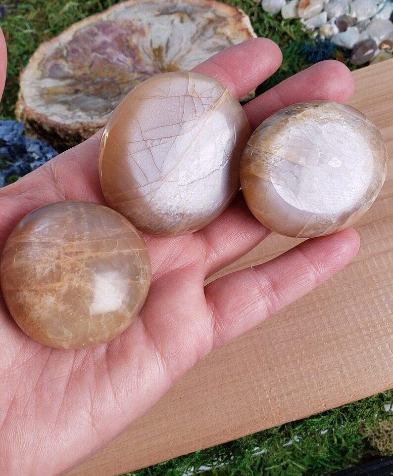 Peach Moon Stone Palm Peach Palm Stone Moonstone Garnierite - Etsy