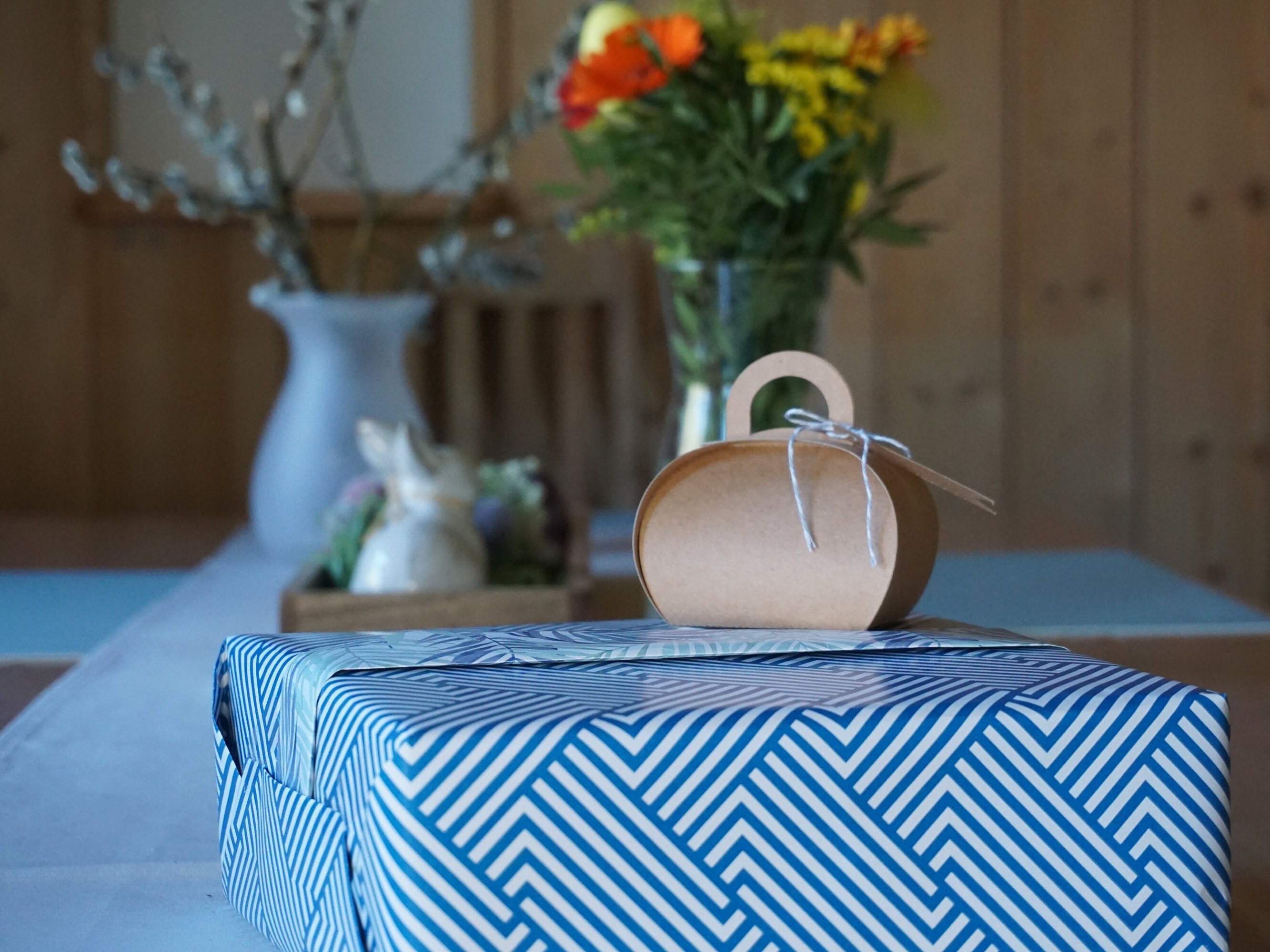 Geschenkbox mit Henkel, Plotterdatei - Etsy.de