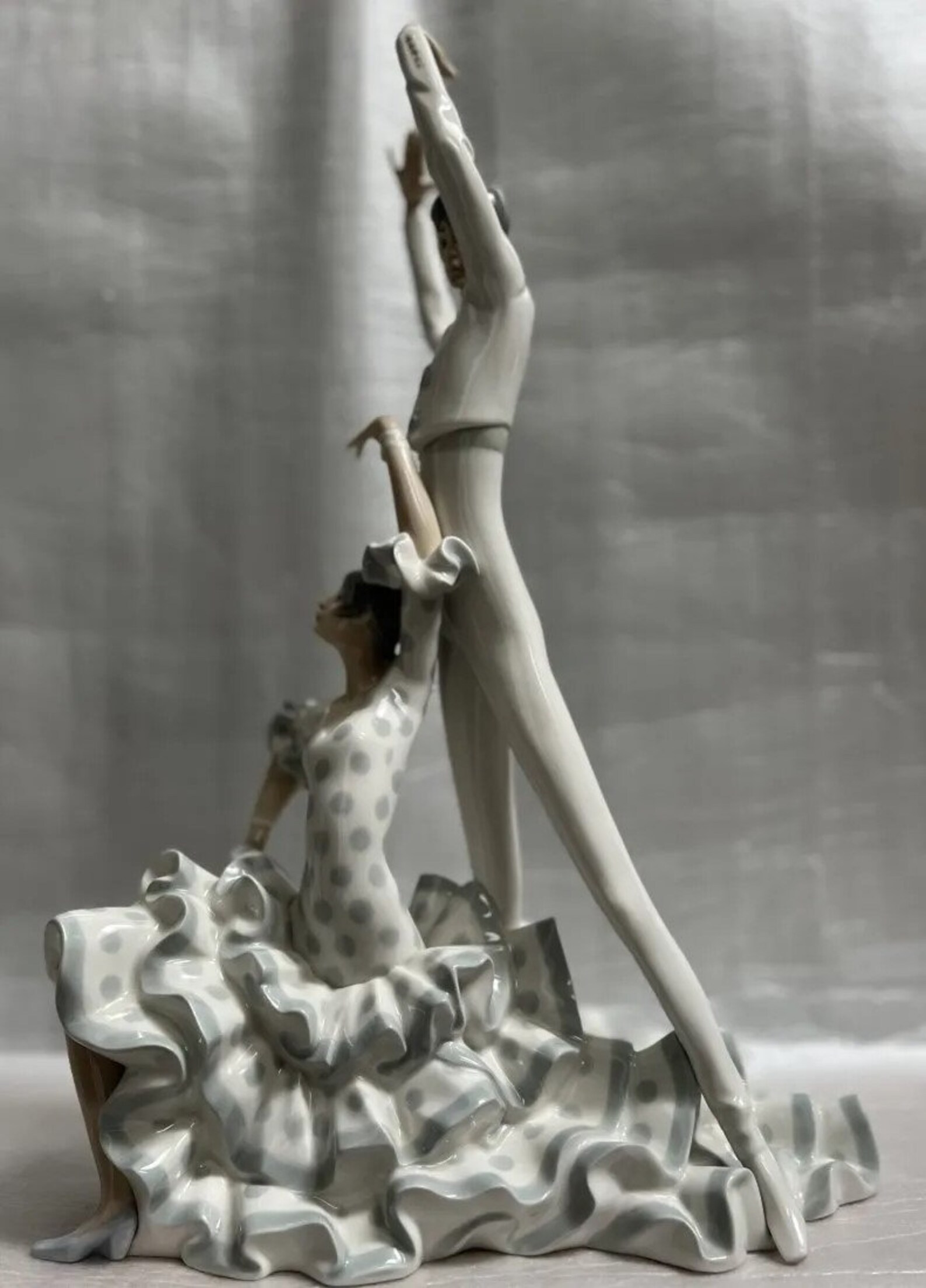 LLADRO PORCELAIN FIGURINE "flamenco Dancers" #4519 20"t 7"w 13" D - Etsy
