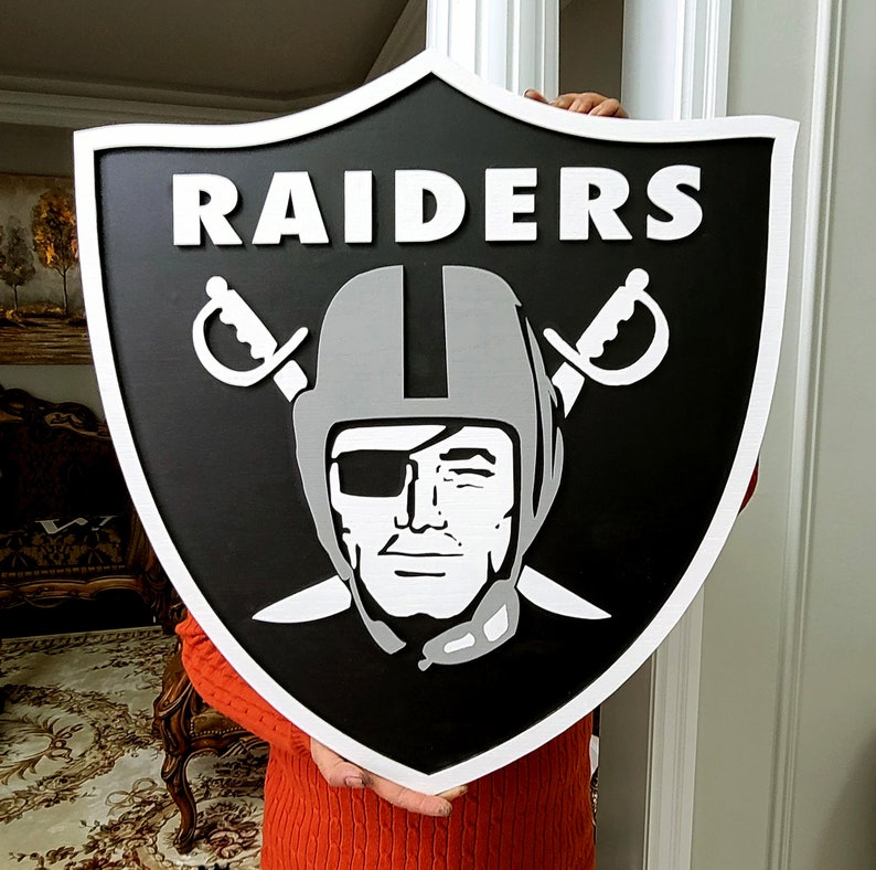 Raiders Football 3D Wooden Sports Sign | Medallion Man Cave | Games ...