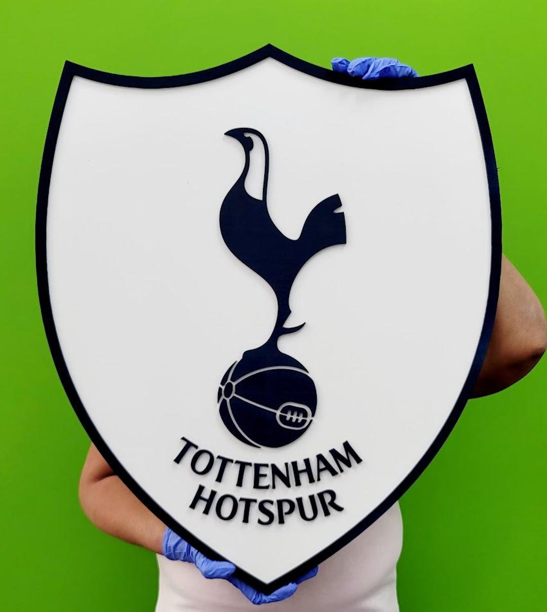 Tottenham FC Shield Shape Sign, Medallion Sports Sign for Man Cave ...