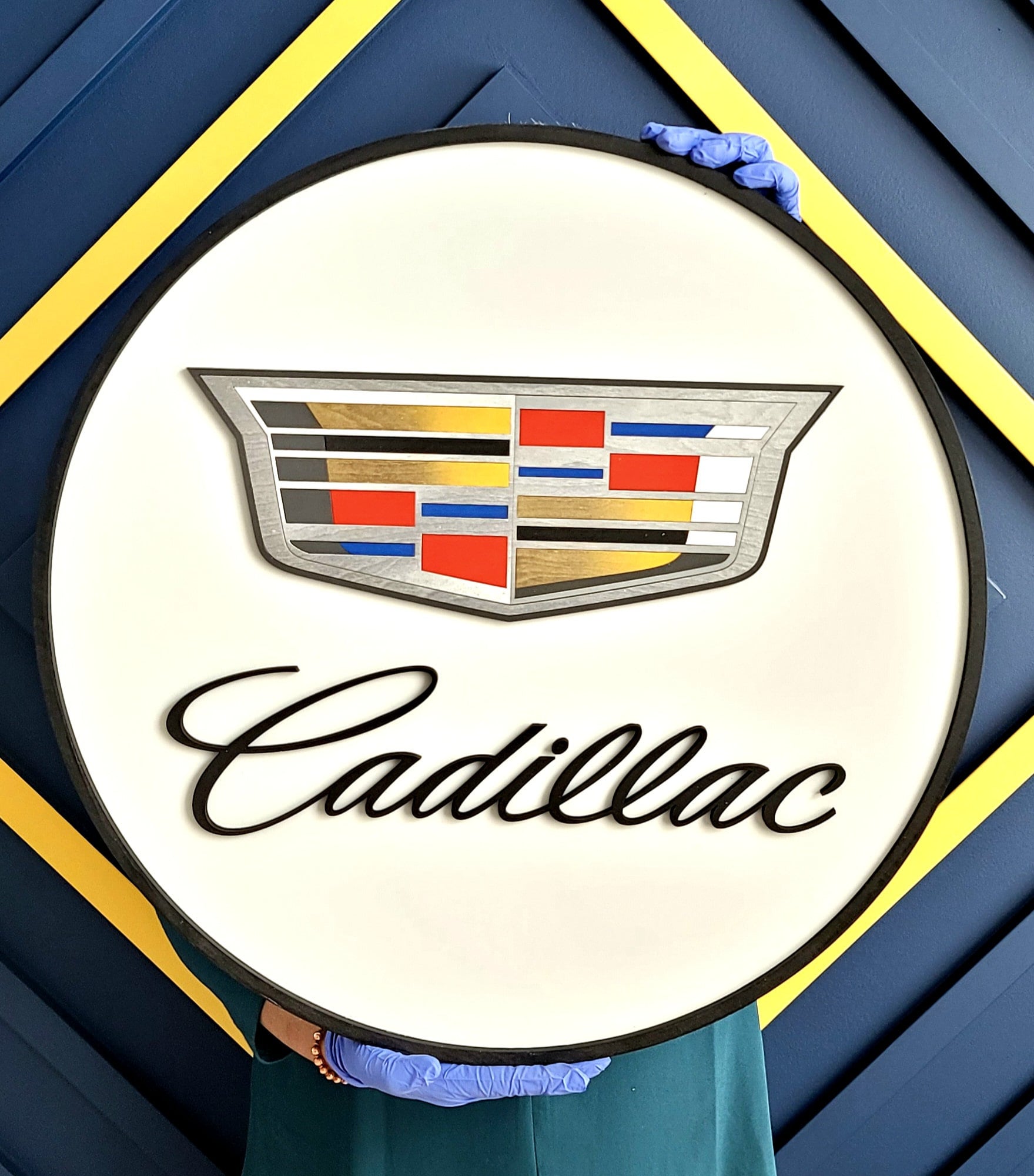 Cadillac Car Logo 3D Wooden Sign, Car Medallion Sign for Man Cave, Home ...