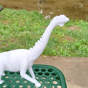 Unpainted Sauroposeidon Statue Dinosaur Model Collector Decor Gift 3D ...