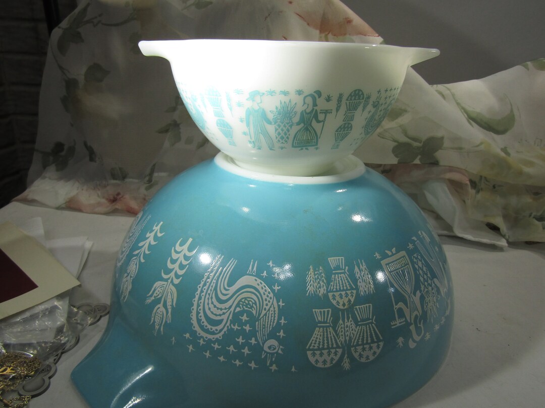Vintage Pyrex Bowls , Mixing Bowls/ Stacking Bowl/amish Bowls - Etsy