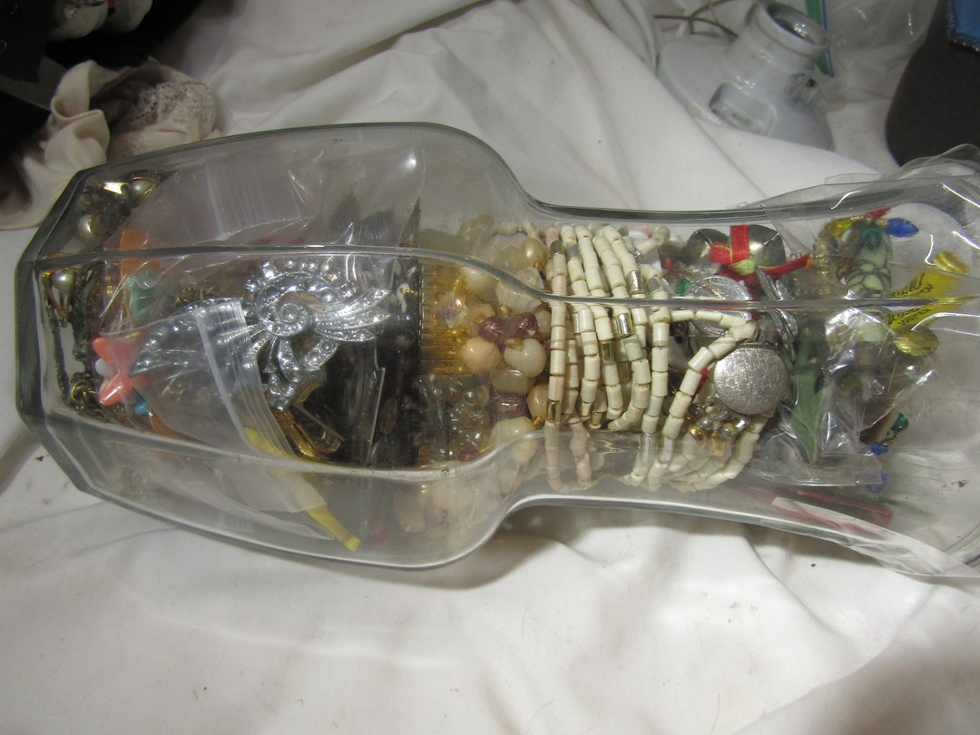 Vintage Bulk Jewelry/ Junk Jars/ Earrings/ Necklace/brooches - Etsy