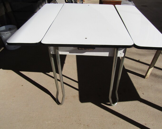 Vintage Enamel Table With 2 Leafs /chic Table/ Metal Legs/reflector ...