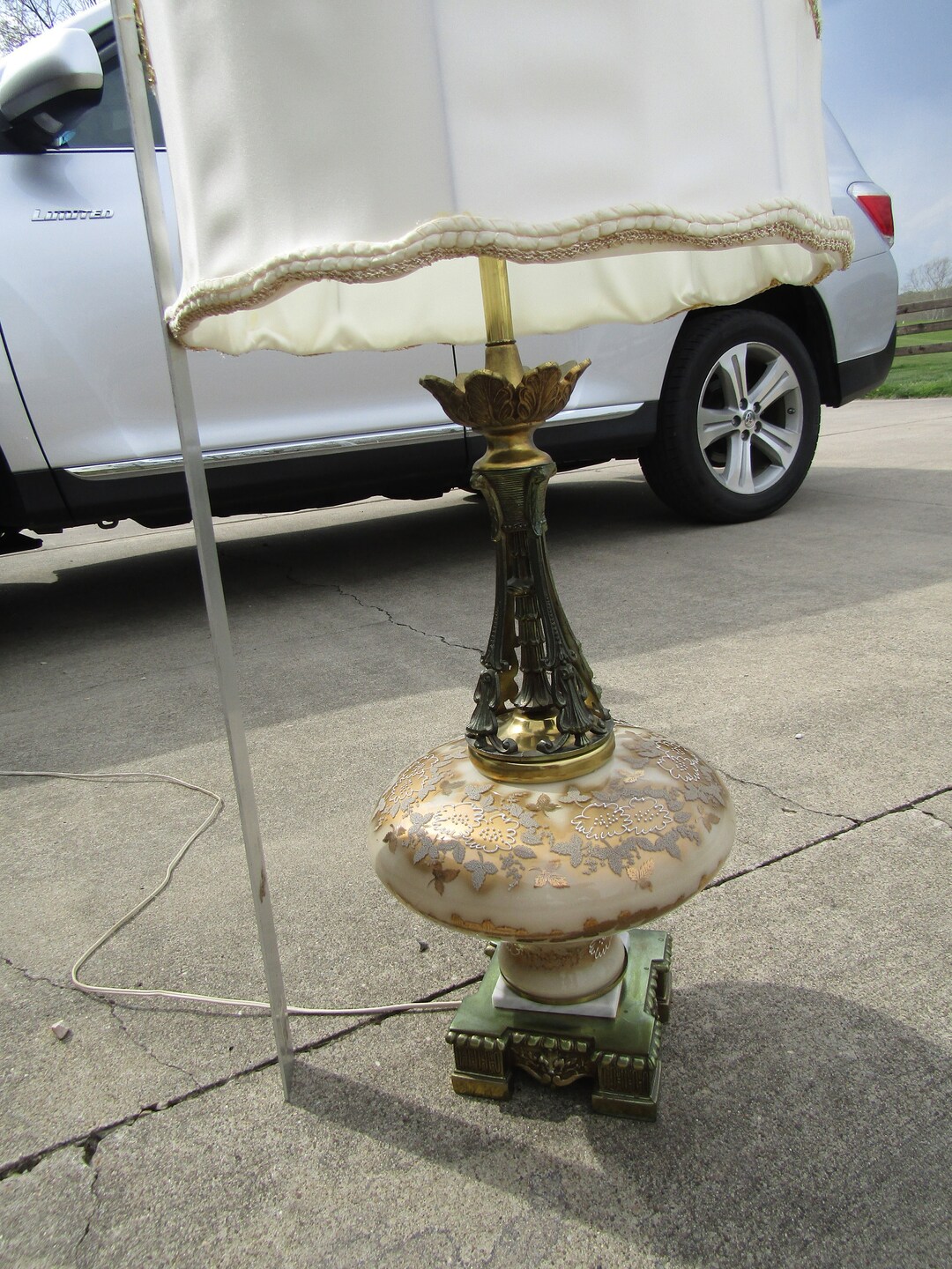 Vintage Table Top Lamp/ Mid Century Lamp/glass Lamp/beautiful Mid ...