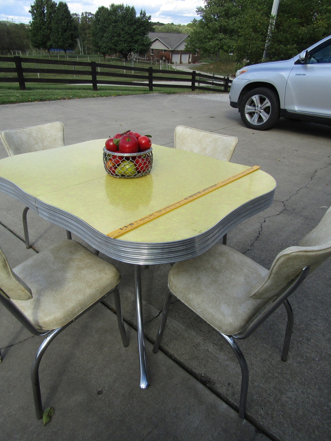 Vintage Chrome and Yellow Formica Kitchen Table and 4 Chairs - Etsy