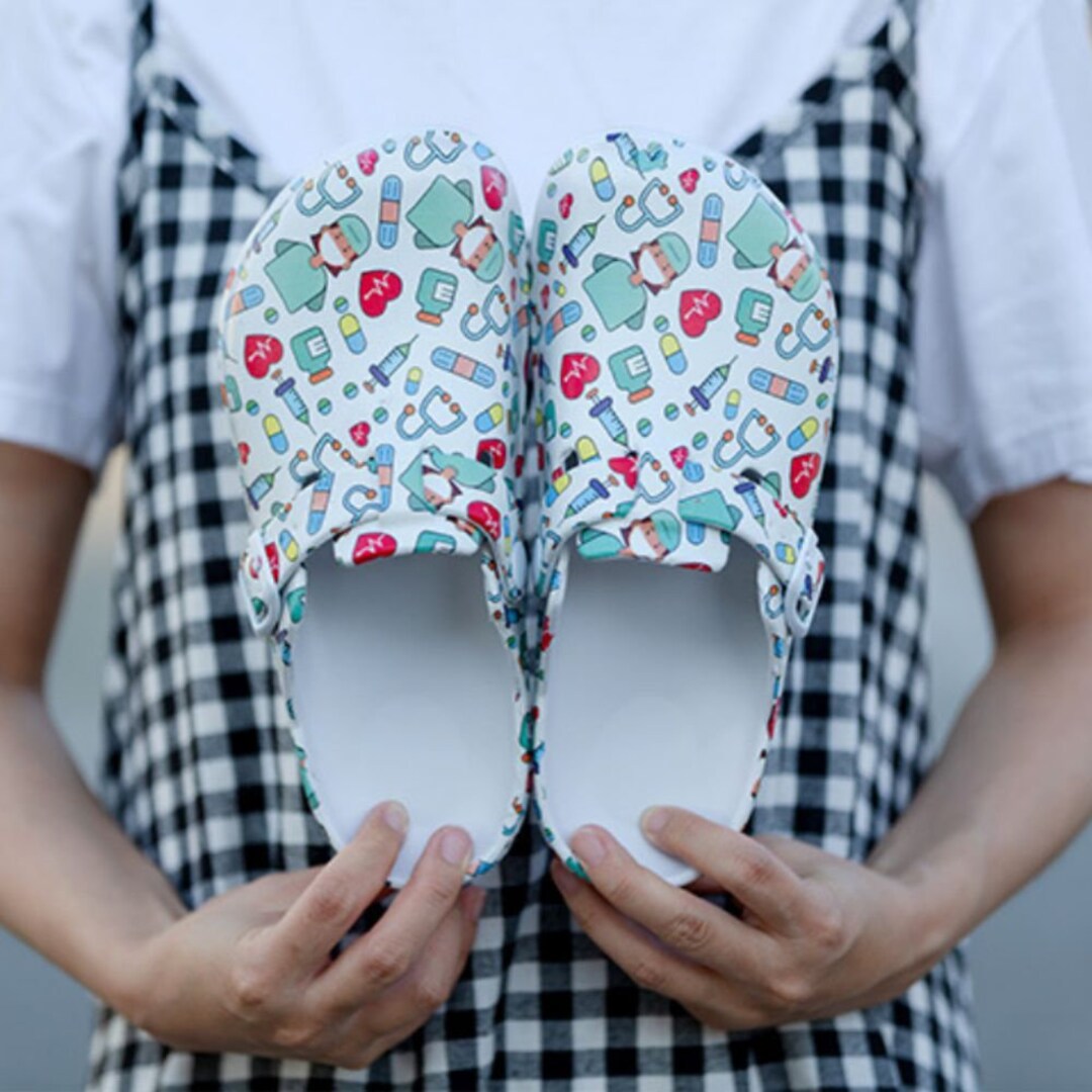 Laboratory Clogs, Close Toe Nurse Shoes for Women Slip on Garden Shoes ...