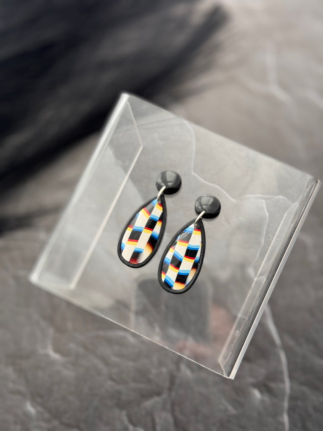 Black and White Checkered Illusion Tear Drop Dangles - Etsy