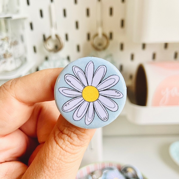 Daisy and Button - Etsy