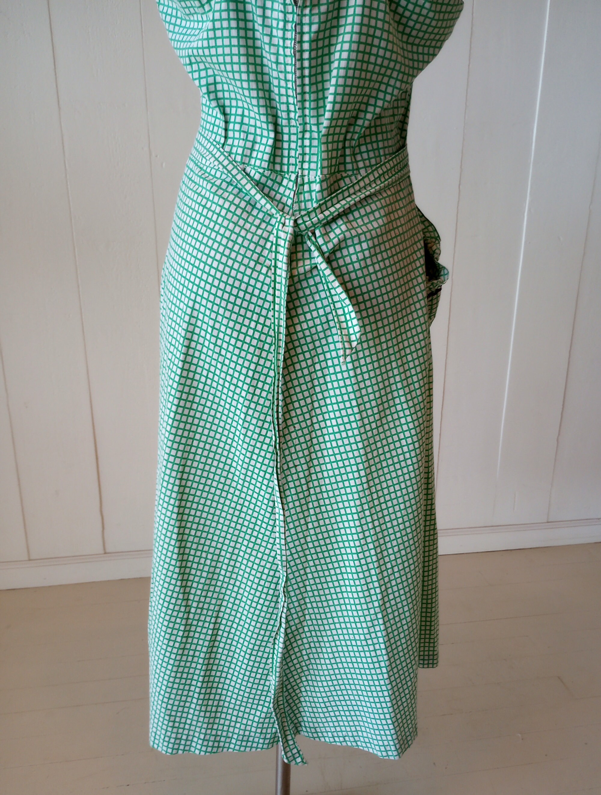 1940s Dress Winnie Mae Frocks Gingham With Floral & Ruffle Detail ...