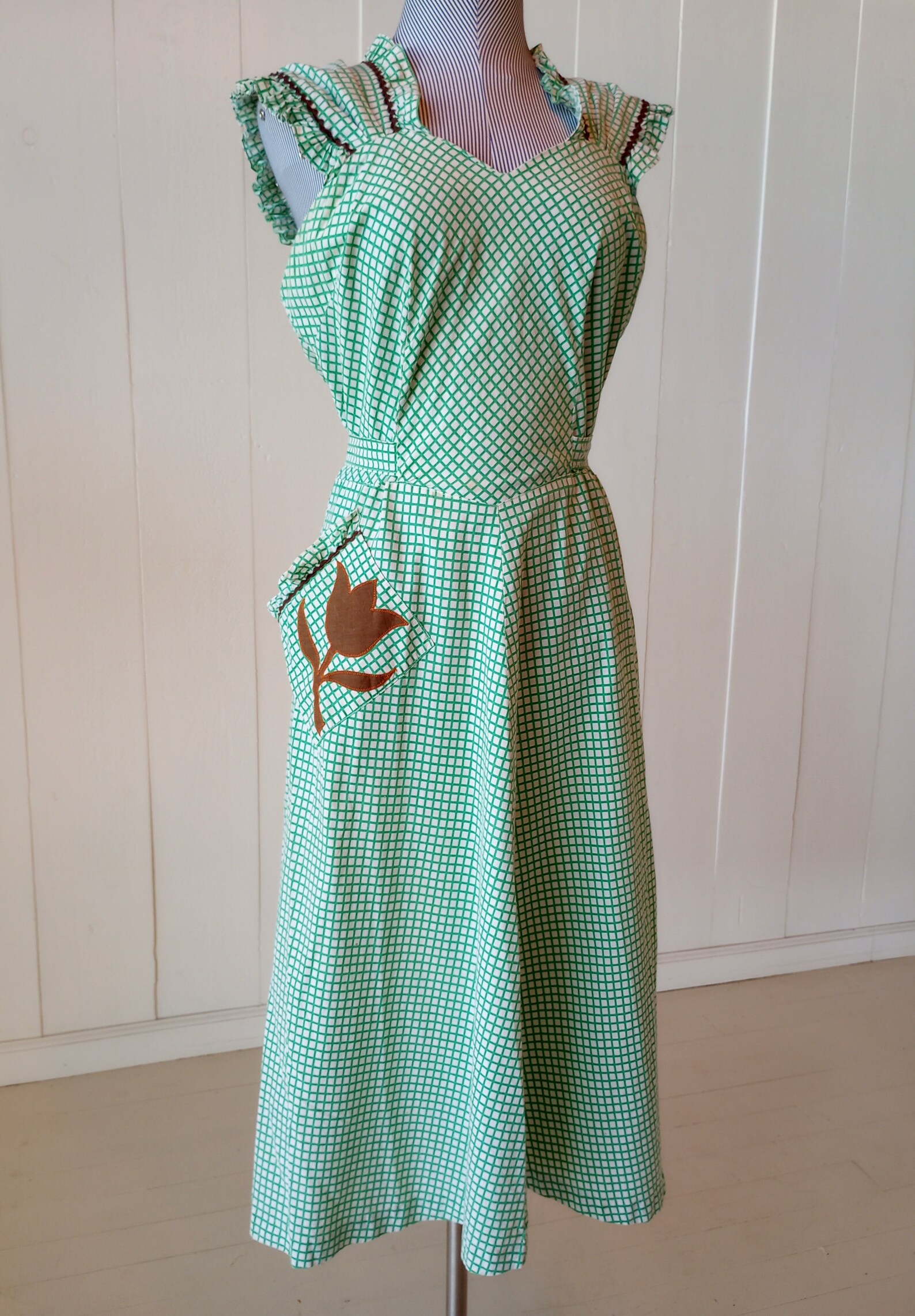 1940s Dress Winnie Mae Frocks Gingham With Floral & Ruffle Detail ...