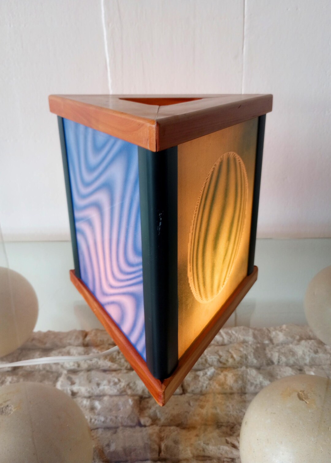 Lenticular Glass Lamp With 3 Unique Panels Beautiful Wood Frame Op Art ...
