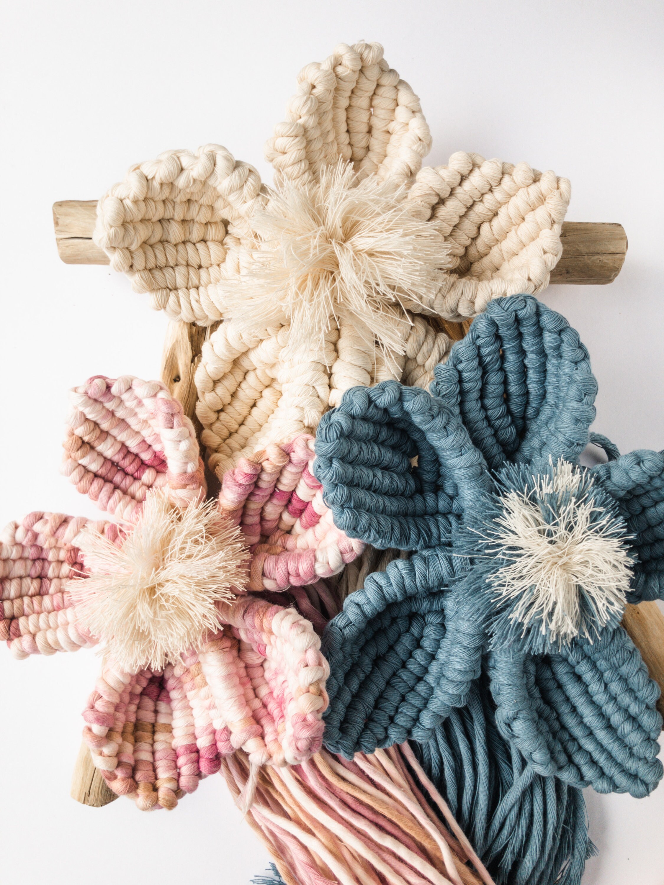Macrame Wall Flower - Etsy