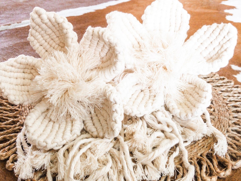 Macrame Wall Flower - Etsy