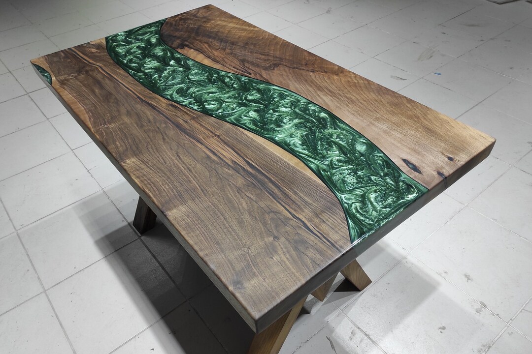 Greenn Epoxy Resin Walnut Table, Epoxy Dining Table, Dark Walnut Green ...